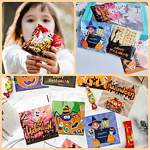 AXYEEUR 200 Pcs Halloween Candy Bags,8 Styles Halloween Self Adhesive Cookie Bags, Clear Cellophane Treat Bags for Halloween Party Favor Supplies