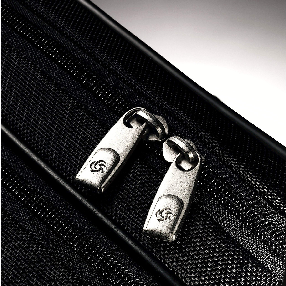 Samsonite Classic Multi Gusset Toploader Briefcase, Black, Triple 15.6-Inch