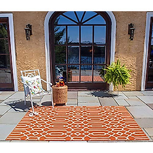Momeni Rugs , Baja Collection Contemporary Indoor & Outdoor Area Rug, Easy to Clean, UV protected & Fade Resistant, 3'11" x 5'7", Orange