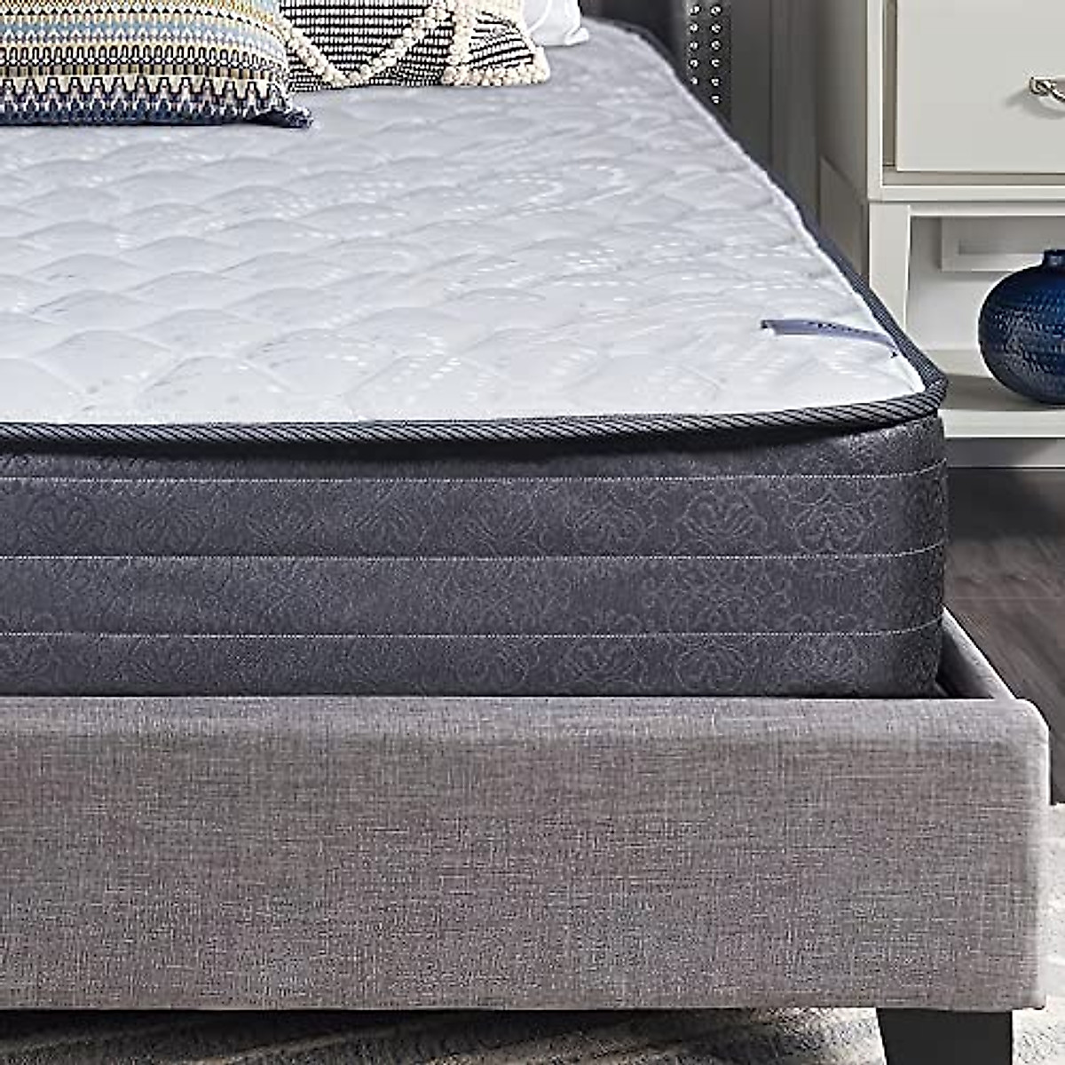 Nutan, 8-Inch Gentle Firm Supportive Yet Remarkebly Comfortable Innerspring Mattress, Full