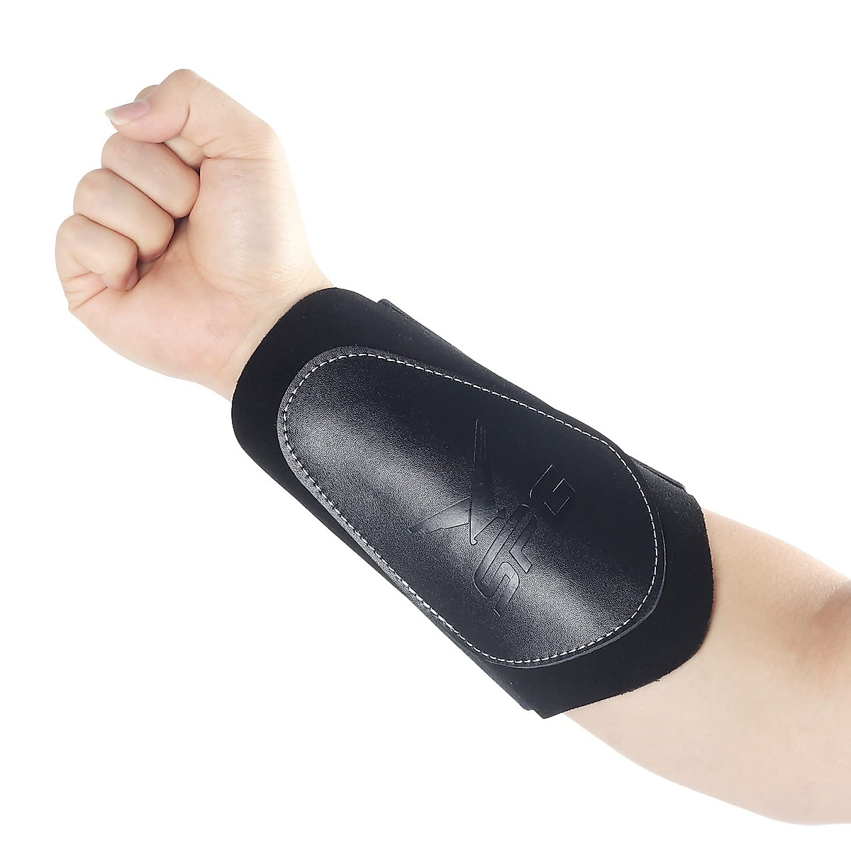 FENJANER Archery Arm Guard Leather Forearm Armguard Adjusttable Bow Arm Protector for Adult Youth Hunting Practice (Black)