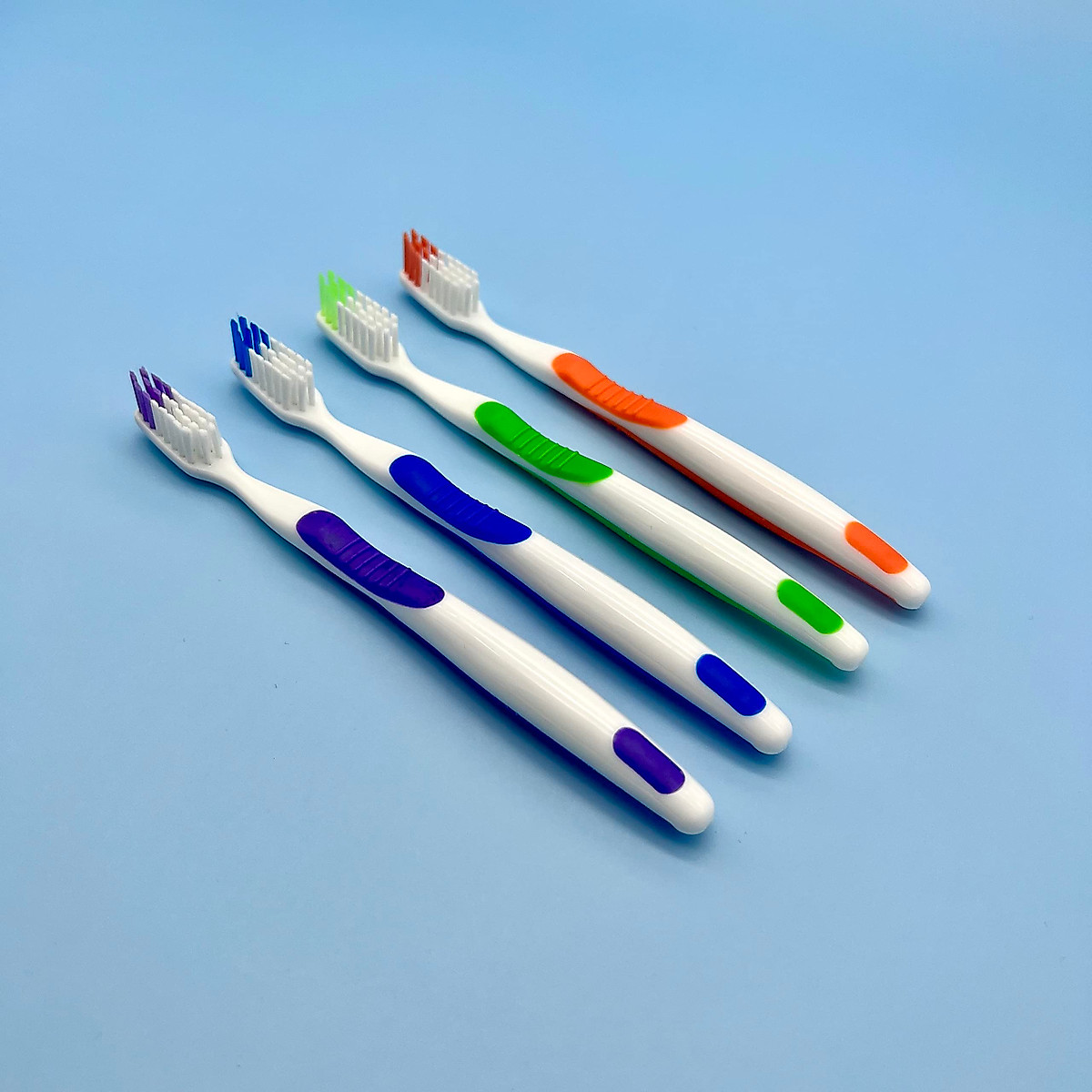 Tess Oral Health 144 Individually Wrapped Disposable Toothbrushes in Bulk - Single Use Travel Toothbrushes - 4 Assorted Colors - Ideal for Travel, Guests, and On-The-Go Oral Care