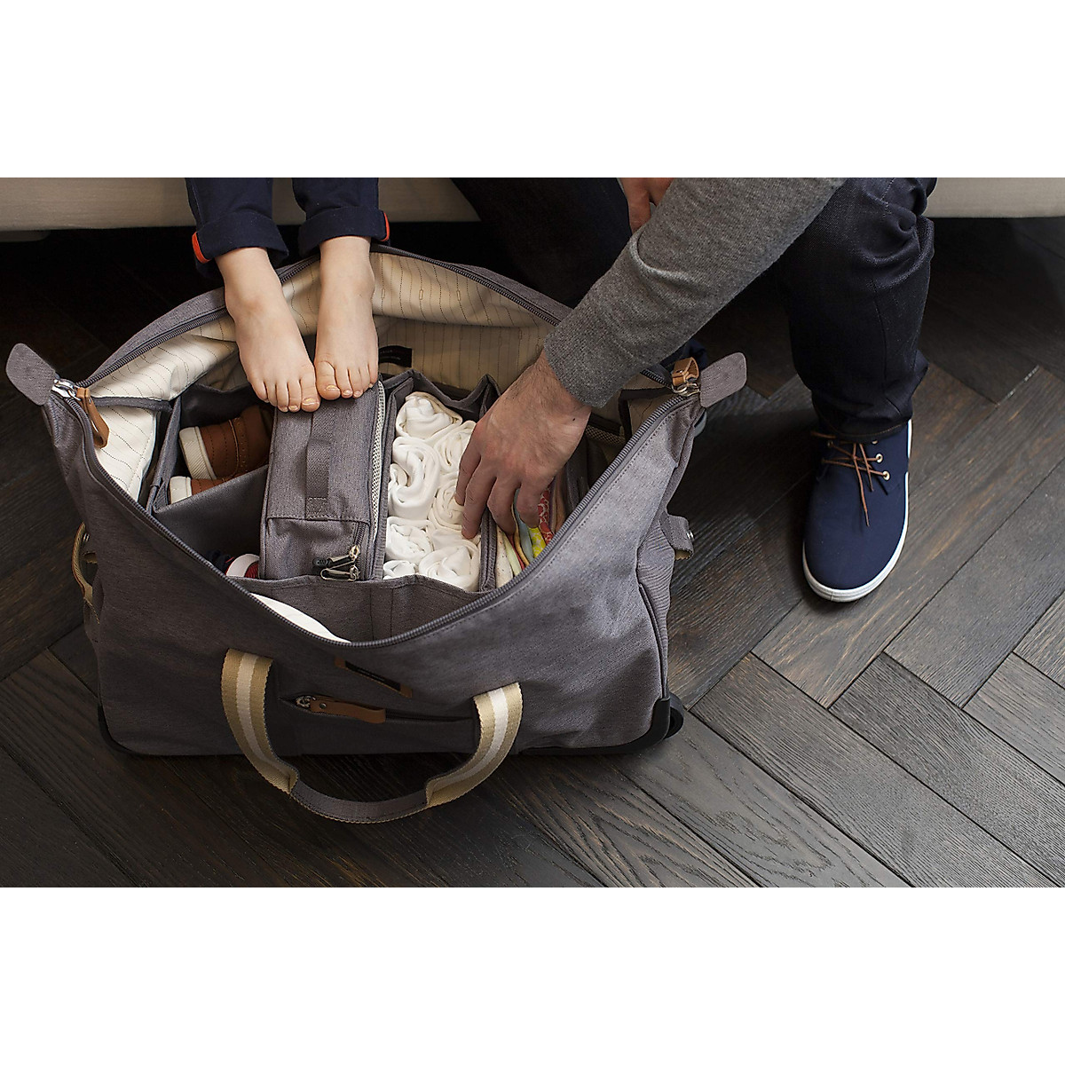 Storksak Travel Cabin Carry On with Wheels and Multi-functional Organizer, Water-Resistant, Grey