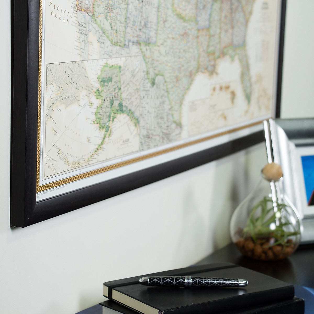 Craig Frames Wayfarer, Executive United States Push Pin Travel Map