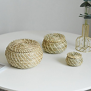 Wicker Basket with Lid, Round Woven Seagrass Basket, Handmade Round Rattan Box Seagrass Box Desktop Storage Basket Box for Home, Bathroom Decor