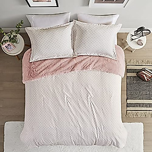 Intelligent Design Shaggy Faux Fur Cozy Reversible Comforter Set Petal Print Reverse, Modern All Season Lightweight Fuzzy Bedding with Matching Sham, Blush Full/Queen 3 Piece