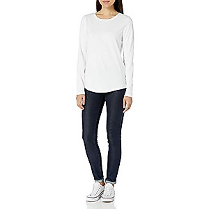 Amazon Essentials Women's Classic-Fit 100% Cotton Long-Sleeve Crewneck T-Shirt, White, Medium