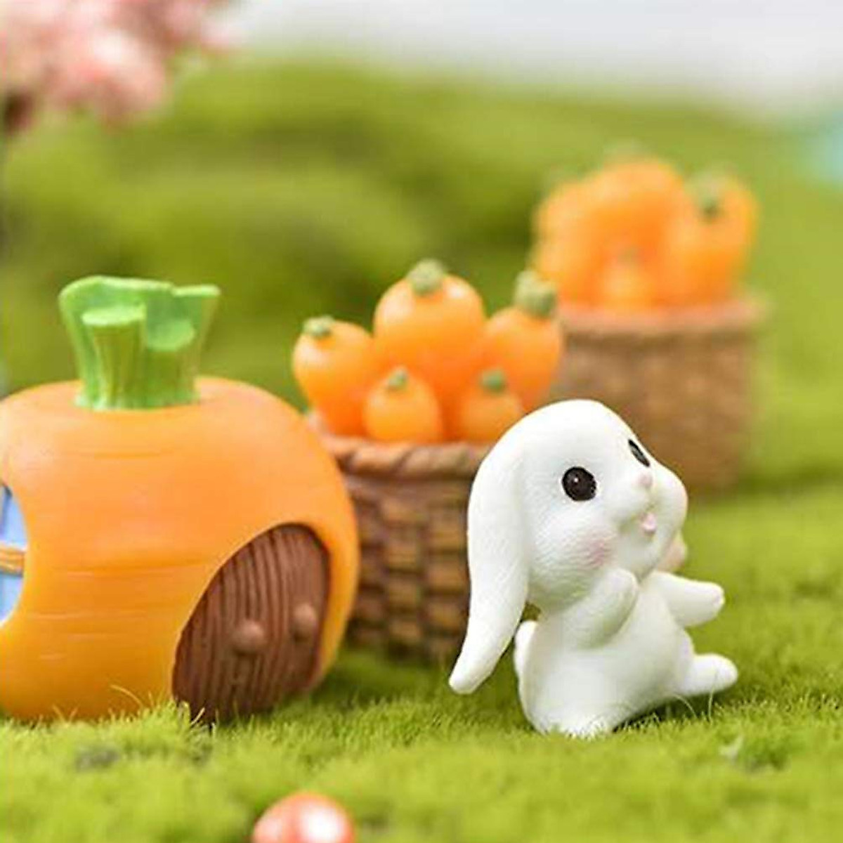 PRETYZOOM Easter Decoration Kit Bunny Miniature Straw Basket Carraot Figures Rabbit Bunny Fairy Garden Decor Dollhouse Ornament Micro Landscape Decor Cake Topper 7pcs