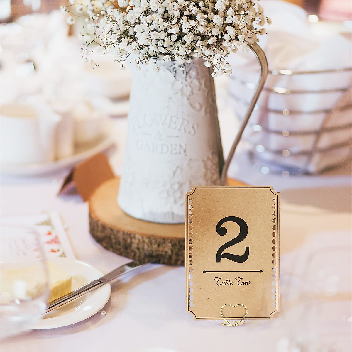 30Pcs Gold Place Card Holders for Weddings Table Card Holders Picture Holder Heart Name Card Holder Metal Place Cards for Table Setting (Heart)