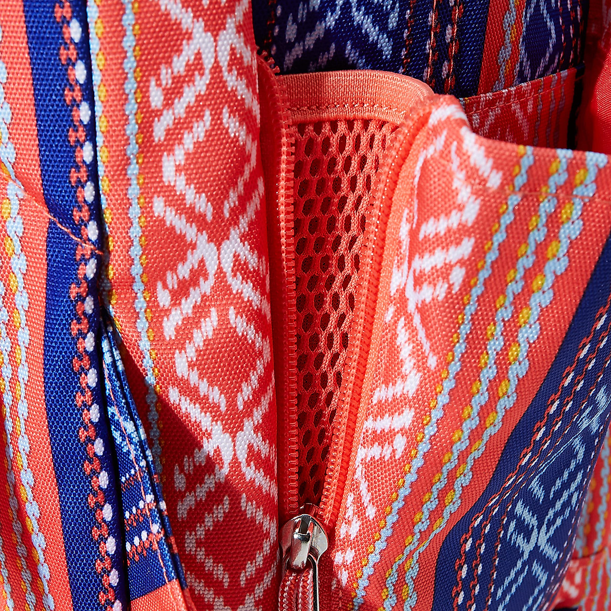 Vera Bradley womens Vera Bradley Women s Lighten Up Grand Backpack Indiana Blossoms One Size, Indiana Blossoms, One Size US