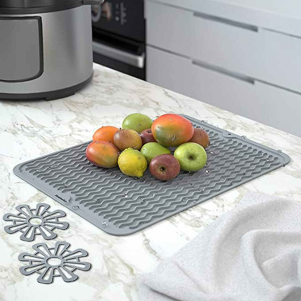 HowiseAcc Silicone Dish Drying Mat and 2 Trivets Mat,Drying Mat For Kitchen counter, Heat Resistant Mat,Easy Clean drainboard mat, Non-Slip Dish Drainer Pad for Kitchen Counter (L(16"×12"), Gray)