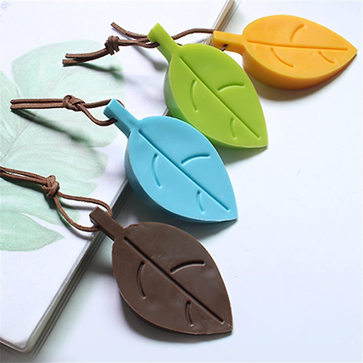 InfantLY Bright Leaves Shape Silicone Rubber Door Stop Stoppers Door Block Children Anti-Folder Hand Hotel Security Door Card Hanging Door Stop