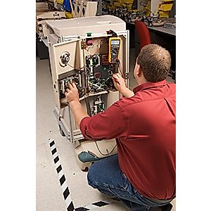 Fluke 179 Multimeter with Backlight, Includes Built-In Thermometer to Measure Temperature, Measures True-RMS AC Current and Voltage, Frequency, Capacitance, Resistance, Continuity and Diode
