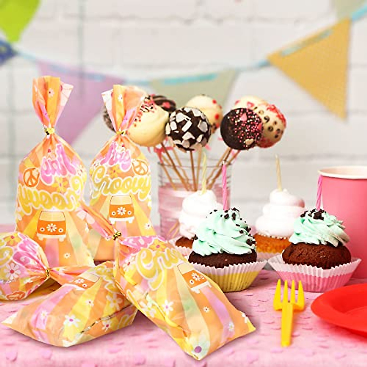 100 Pcs Groovy Boho Party Favor Bags Two Groovy Cellophane Retro Goody Treat Bag Hippie Decorations Daisy Groovy Birthday Party Plastic Bags with 150 Pcs Gold Twist Ties for 60's 70's Hippie Party