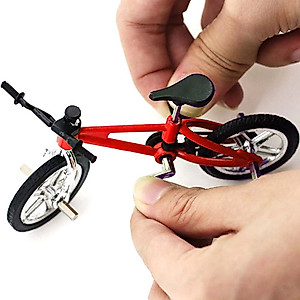 LAFEINA Mini Bike Bicycle Accessories Model Toys for 1/10 Scale RC Crawler Car SCX10 TRX4 Tamiya CC01 D90 D110 (Green)