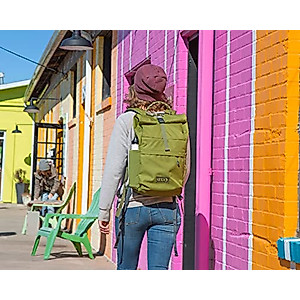 ENO, Roan Rolltop Pack - 20L Outdoor Backpack for Men and Women - for Hiking, Camping, Backpacking, Beach, and Festivals - Black