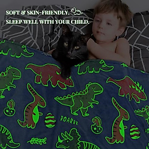 IMUKU Dinosaur Blanket Glow in The Dark Blankets for Boys Kids Dinosaur Gifts Toys Cute Dino Decor Red Green Throw Blanket