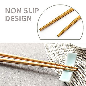 5 Pairs Chopsticks and Chopstick Rest Set, Cute Lucky Cat Chopsticks Holder 6 Cats, Chopsticks Holder Gift Set, Classic Japanese Style Bamboo Natural Reusable Chopsticks, Dishwasher - Safe