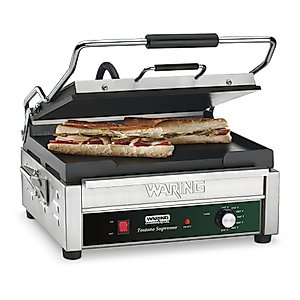 Waring Commercial WFG275T Full Sized 14" x 14" Flat Toasting Grill, 20 Minute Countdown Timer, 120V, 1800W, 5-15 Phase Plug