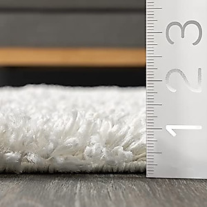 nuLOOM Neva Modern Tasseled Shag Area Rug, 5' 3" x 7' 7", Ivory