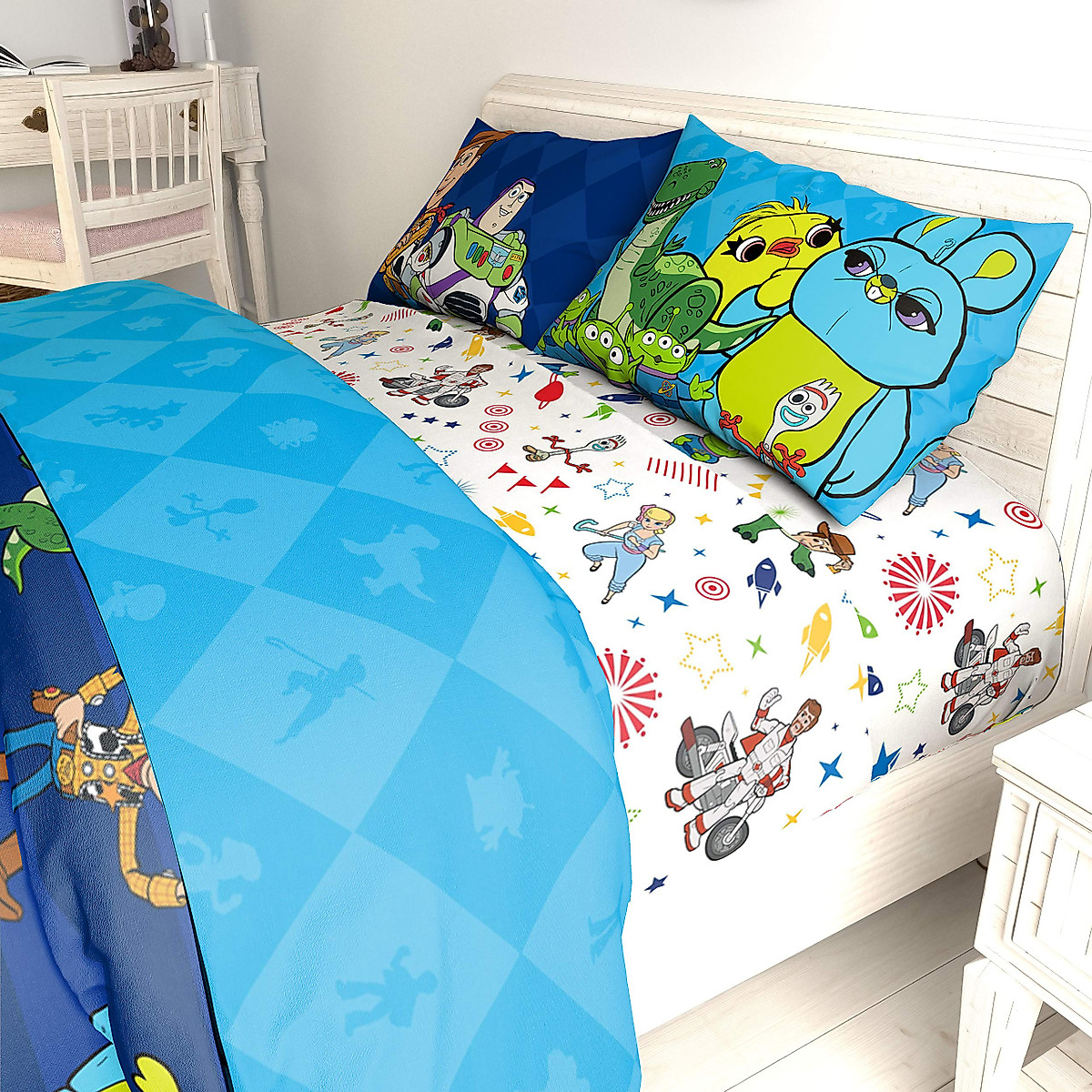 Jay Franco Disney Toy Story Buzz & Woody Full Sheet Set - 4 Piece Set Super Soft and Cozy Kid’s Bedding - Fade Resistant Microfiber Sheets (Official Disney Product)