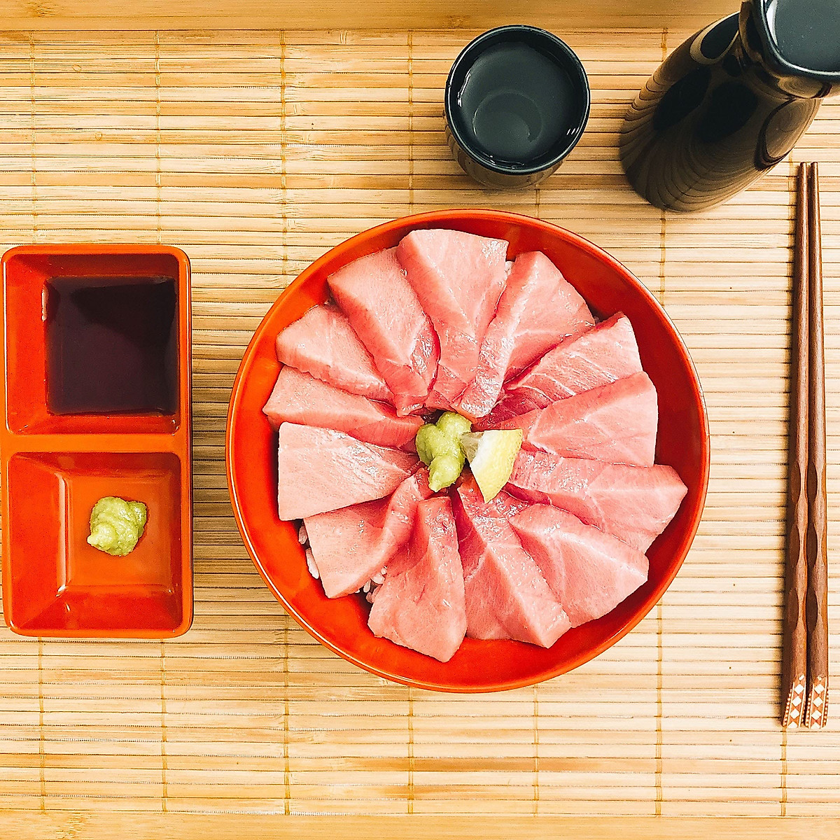JapanBargain 2395, Japanese Style Soy Sauce Dishes Dipping Bowls, Red and Black Color, Two Compartments, 2 Pack