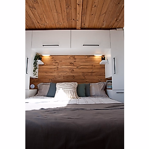 Nomadnest Modern Mobile Tiny Home - Luxurious and Compact Living Solution for Adventurers