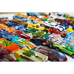 Hot Wheels Black Box, 16 Die-Cast Toy Cars or Trucks in 1:64 Scale, Mix I, Chance for Treasure Hunt or Super Treasure Hunt Car (Styles May Vary)