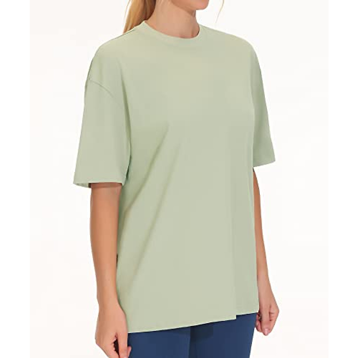 THE GYM PEOPLE Women's Oversized T Shirts Summer Casual Crewneck Short Sleeve Cotton Basic Tee Tops Light Green