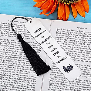 Christmas Gifts for Coworker Thank You Retirement Bookmark Gifts for Women Men Teachers Boss Friends Office Never Underestimate The Difference You Made Inspirational Gift