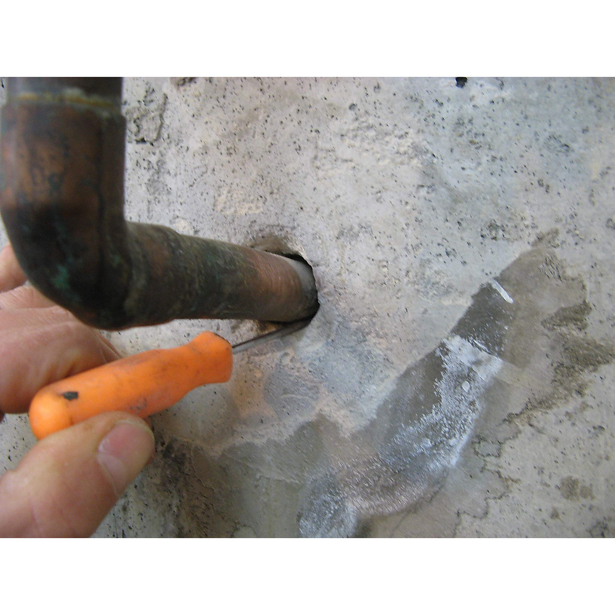 Waterline, Pipe and Penetration Leak Kit-Stop Leaks Around The Water Supply Line of Your Home. for Concrete Basement Walls