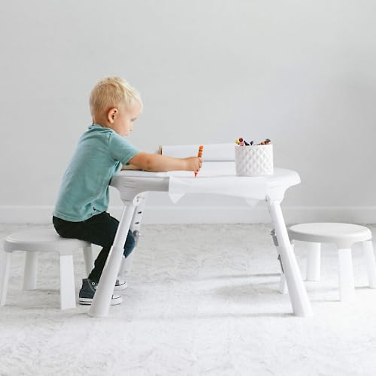 ORIBEL PortaPlay Convertible Activity Centre with Development & Interactive Toys and Converts to Play Table. Wonderland Adventures (Grey)