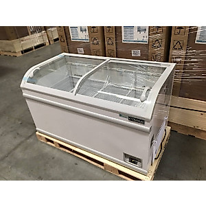 Dukers WD-500Y 56" Commercial Chest Freezer in White 17.6 Cu. Ft