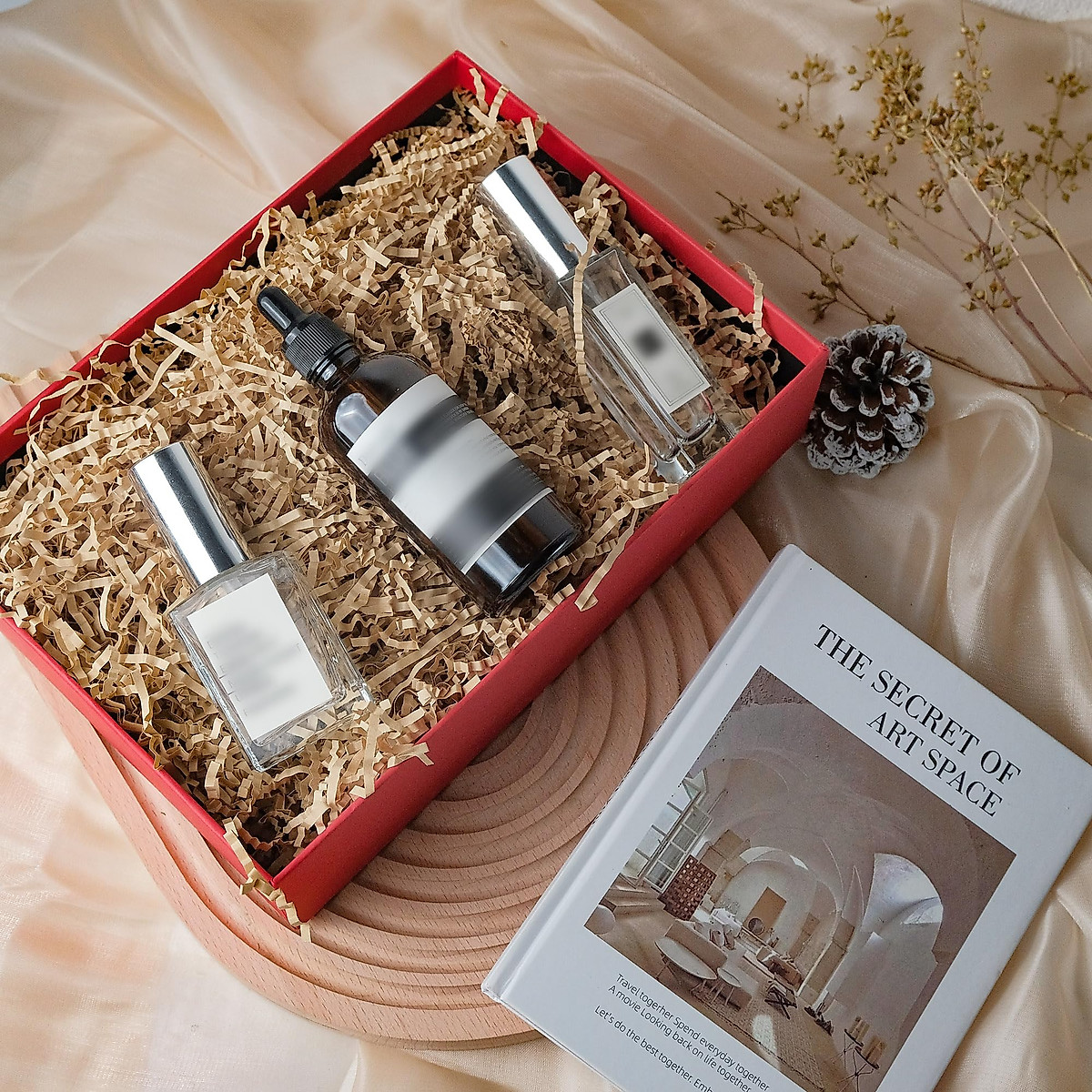 TCAIRG 1LB Kraft Crinkle Cut Paper Shred Filler for Gift Wrapping and Basket Filling - Shredded Paper for Gift Box, Box Confetti Shredded, Box Stuffing