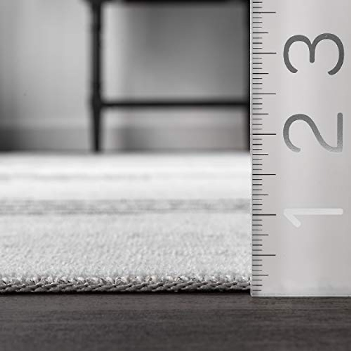 nuLOOM Romina Machine Washable Diamond Stripes Area Rug, 4x6, White