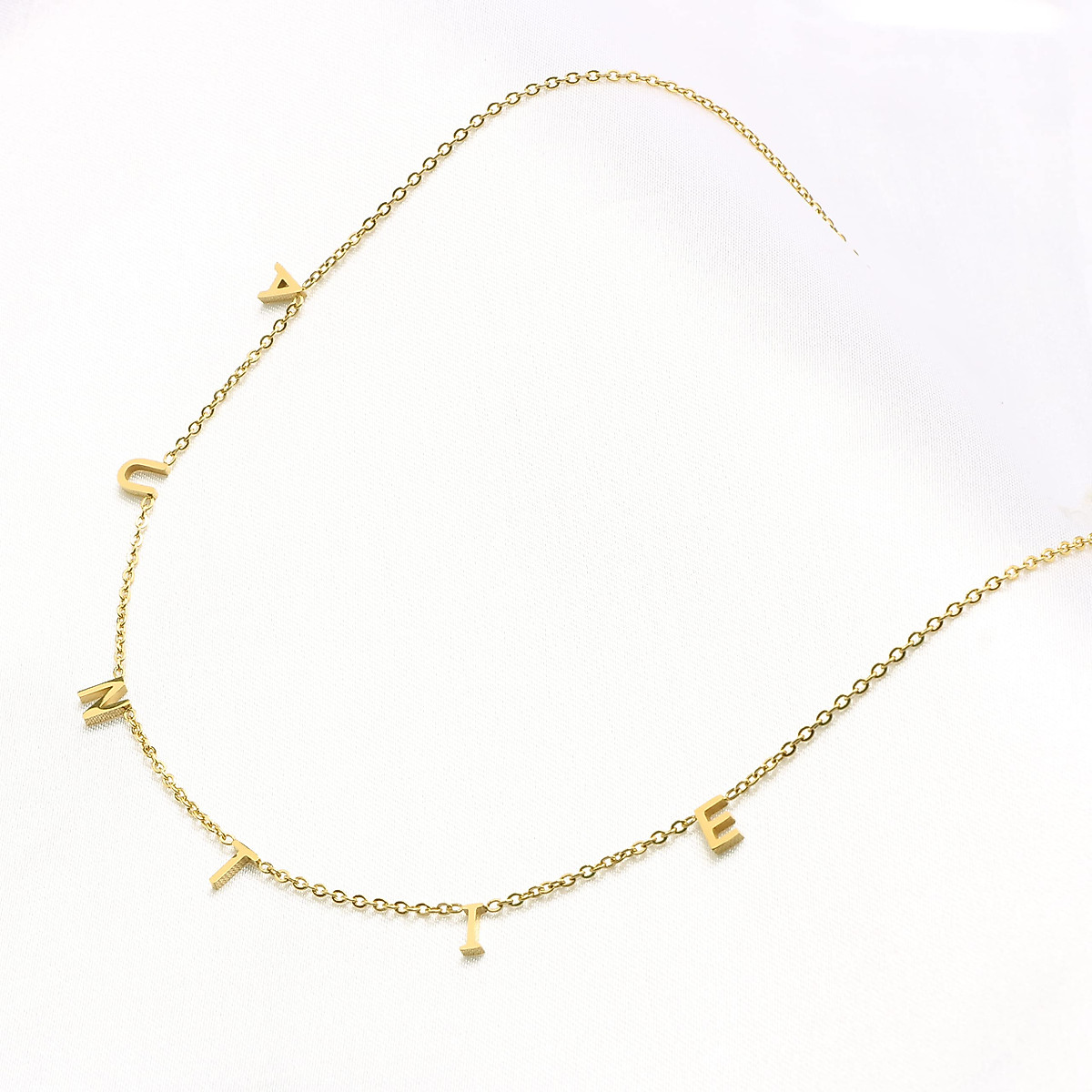 Memgift Auntie Dainty Necklace for Women Perfect 18k Gold Plated Stainless Steel Jewelry Birthday Christmas Gifts for Women