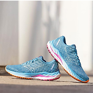 Mizuno Women's Wave Inspire 19 Running Shoe, Provincial Blue/White, 9
