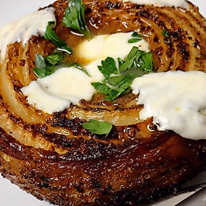 TomorrowSeeds - Vidalia Onion Seeds - 200+ Count Packet - for 2024 (Yellow Granex) Sweet Onions Shortday USA Vegetable Scallion Green White Red