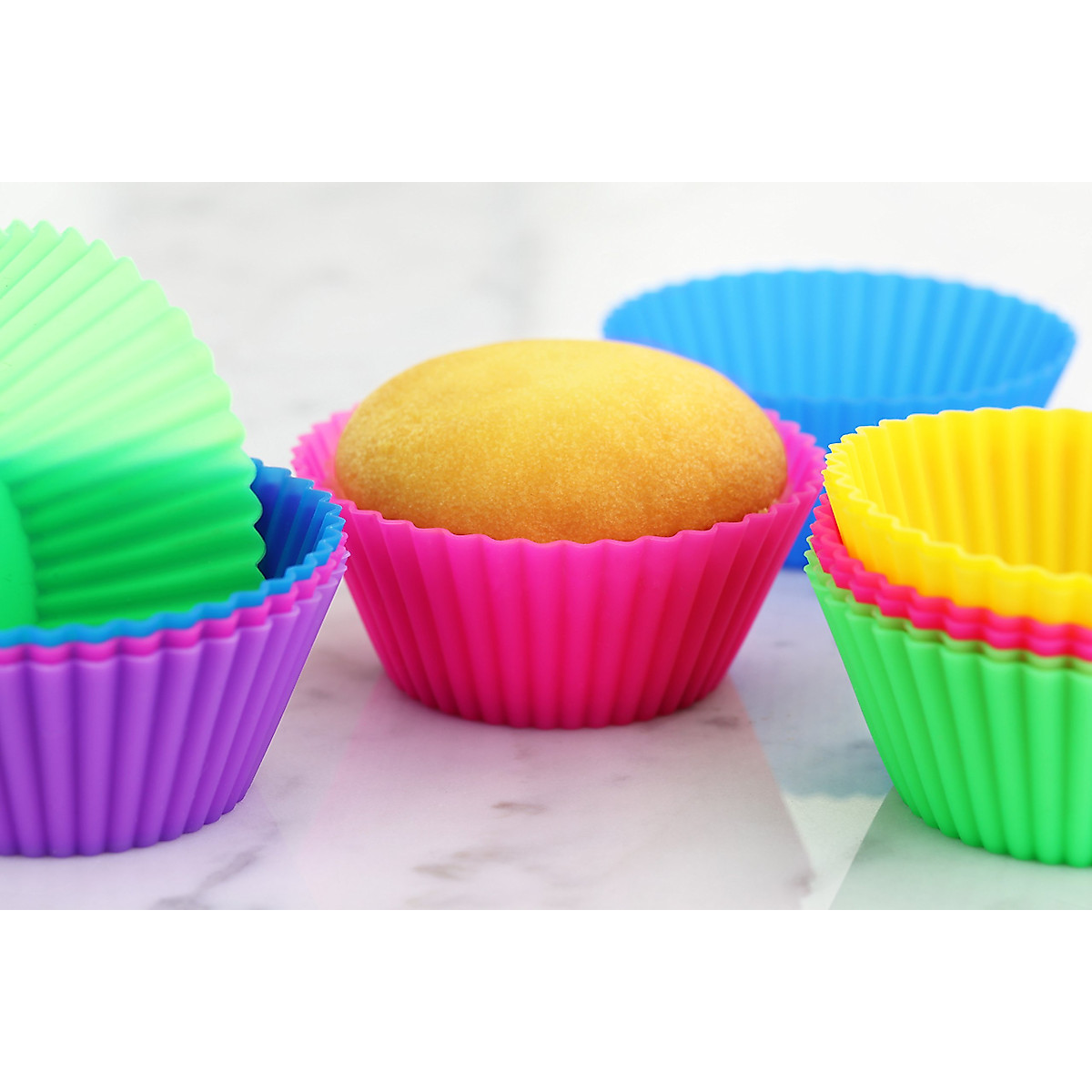 New Star Foodservice 44270 Reusable Silicone Baking Cups and Cupcake Liners, Set of 24