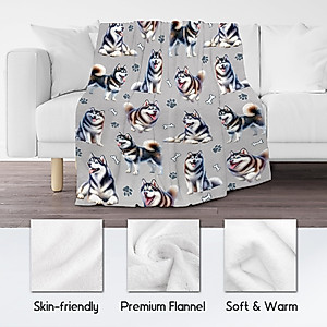 FUZZYFIT Husky Blanket Gifts, Siberian Husky Blanket for Girls Boys, Lightweight Plush Dog Print Throw Blanket, 40x50 Inch Small Blanket for Pet Sofa, Dog Theme Decor Blanket with Dogs on It
