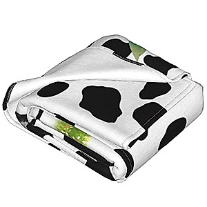 Personalized Cow Print Blanket with Name，Text Custom Cow Blanket Soft Warm Cozy Flannel Cow Print Bedding Throw Blankets for Sofa Girls Boys Adults Birthday Newborn Gifts