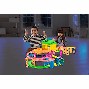 Thomas & Friends FJL41 Kids' Toy Vehicle Playsets, Multicolour
