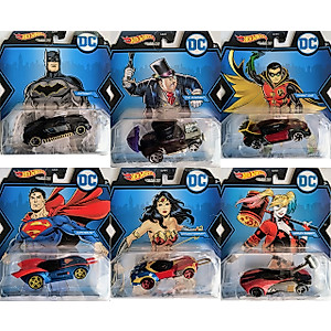 Hot Wheels Character Car Set Includes 1:64 Scale Character Cars