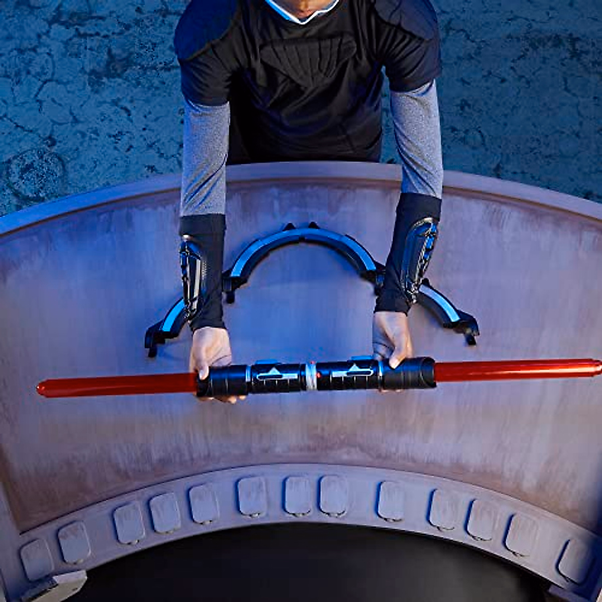 STAR WARS Lightsaber Forge Inquisitor Masterworks Set Double-Bladed Electronic Lightsaber, Customizable Roleplay Toy for Kids Ages 4 and Up