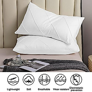 Pack of 2 White Pillow Shams Standard Size Bedding Pillow Covers with Envelope Closure, Bed Pillowcase with Crisscross Diamond Lattice Pattern (20x26inches)