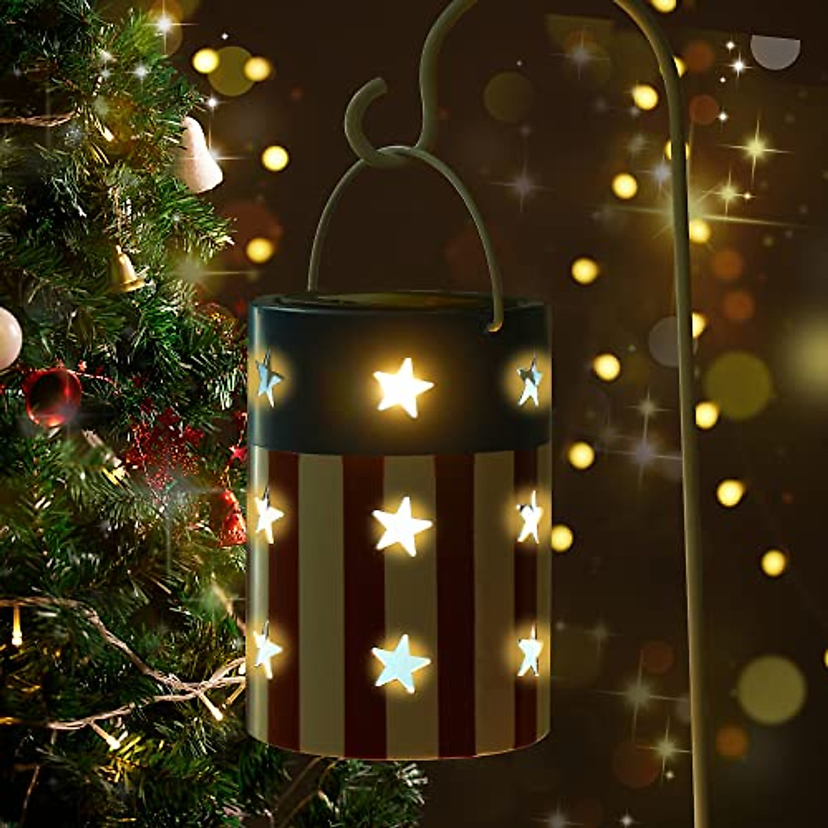 Patriotic Lantern Hanging Solar Lantern American Patriotic Independence Day Garden Lantern Outdoor Lantern Decorative Waterproof LED Solar Patriotic Flag Lights Garden Stakes Tabletop Lamp