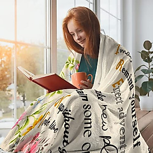 Tsefiwo Retirement Gifts for Women, Men 2023 Blanket - Retirement Party Decorations - Happy Retirement Gifts - Retirement Gifts for Coworkers - Retirement Decor Gift for Mom Blanket 50x60 Inch