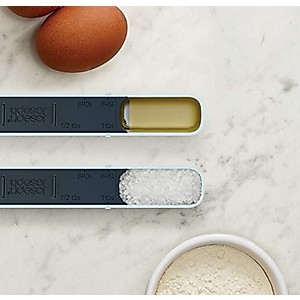 Joseph Joseph 40105 Measure-Up Adjustable Measuring Spoon, Measures from 1 ml to 15 ml and from 1/4 tsp to 1 tbsp, Blue