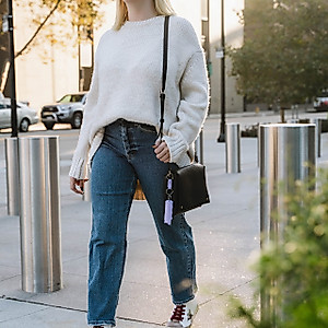 SABRE Pepper Spray, Maximum Police Strength OC Spray, Quick Release Keychain for Easy Carry and Fast Access, Finger Grip for More Accurate and Faster Aim, 0.54 fl oz, Secure and Easy to Use Safety