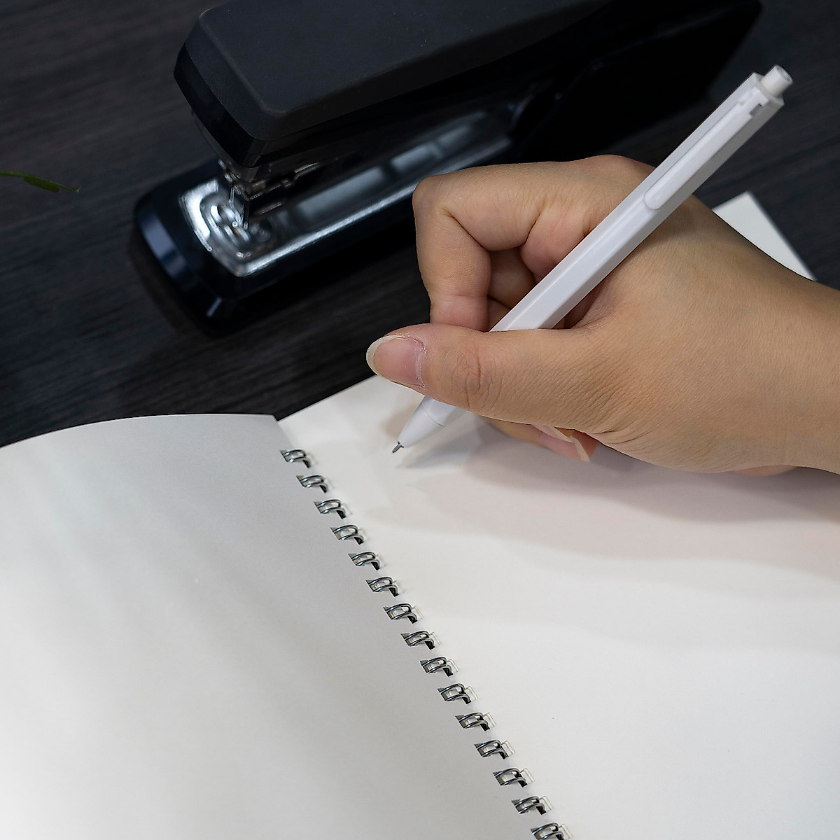 DSTELIN 10 inch x 7.5 inch, 100GSM, Blank Spiral Notebook, 3-Pack, Soft Cover, Sketch book, 100 Pages / 50 Sheets, with writing backboard, (Brown)